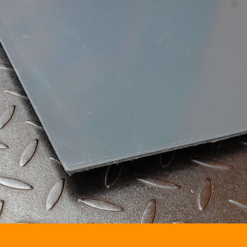 Šedá polyvinylchloridová deska PVC - plastics.cz